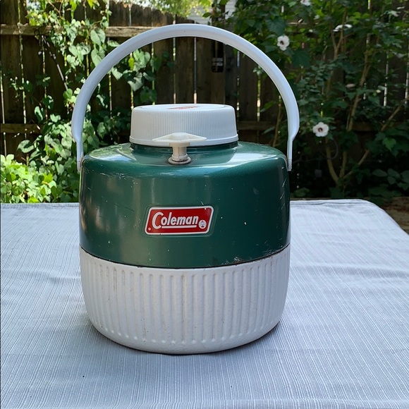 Coleman | Other | Vintage Coleman Gallon Drinking Coolerdispenser ...